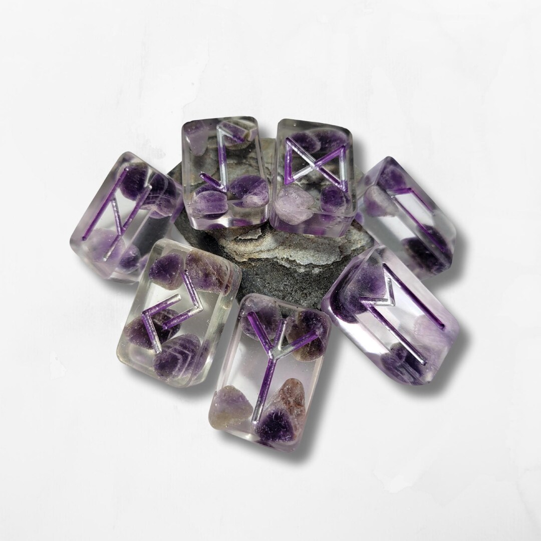 25 Amethyst Elder Futhark Runes Purple Quartz Master Crystal Stone ...