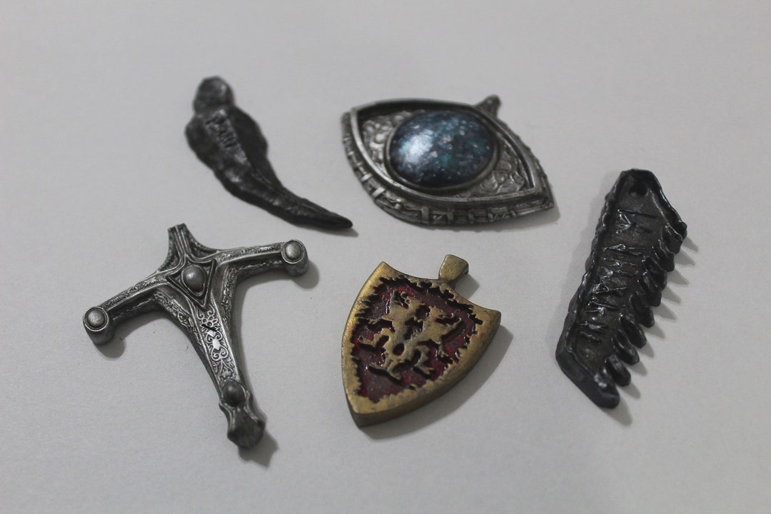 Bloodborne Hunter Badges Magnets Set of 5, Perfect for Fans and ...