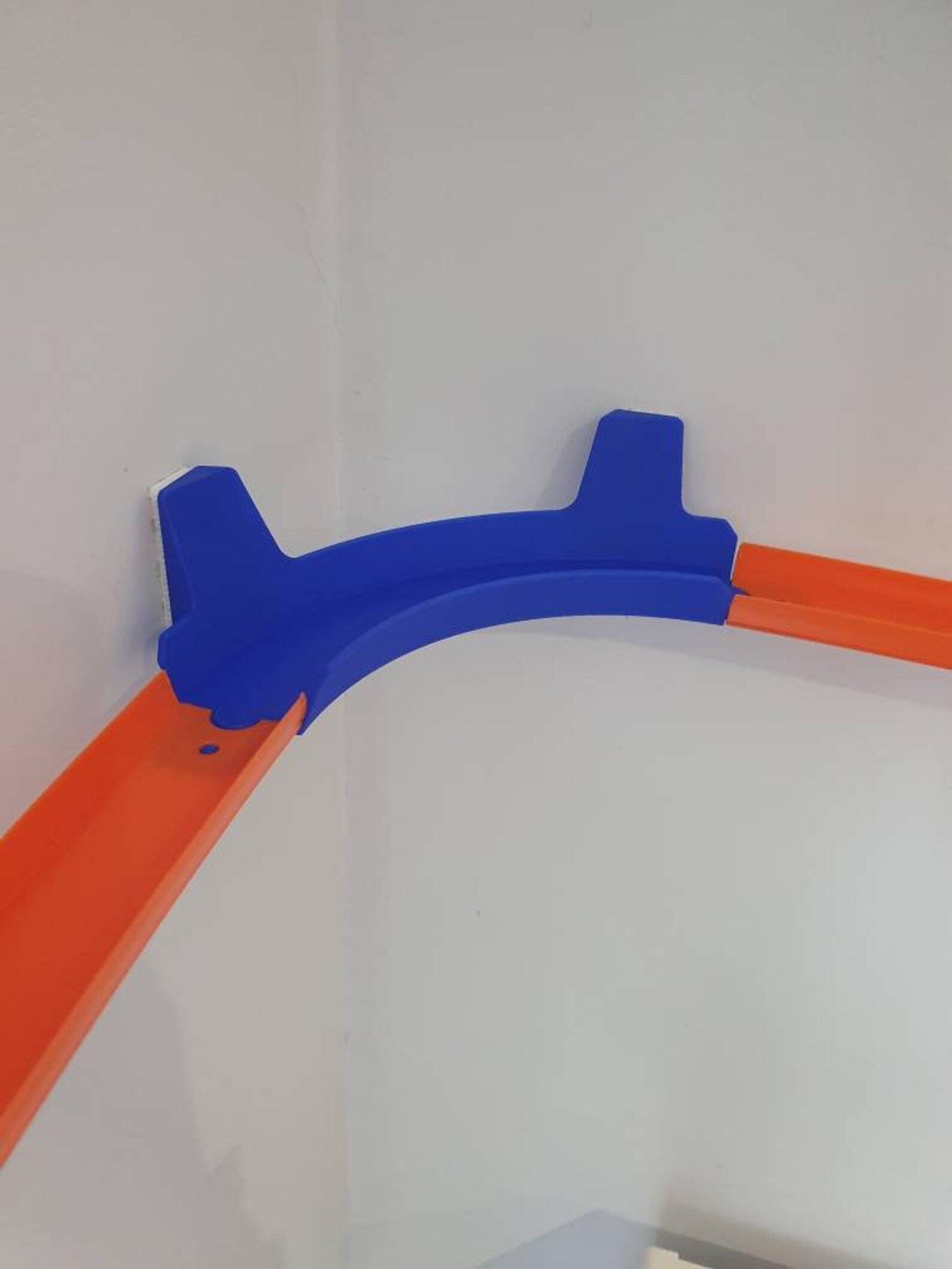 Wall Mount Track 90 (INSIDE CORNER) - Hot Track - Etsy