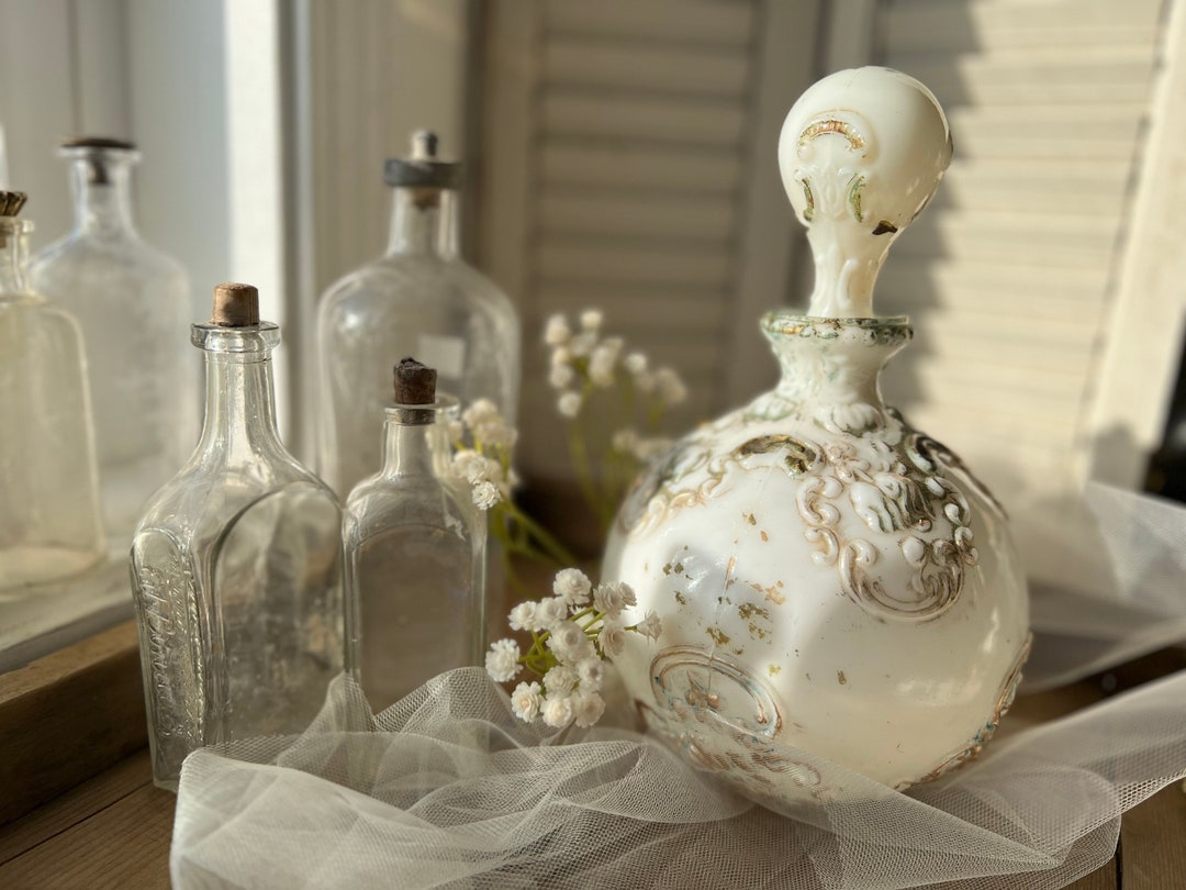 Exquisite Dithridge Milk Glass Decanter - Etsy