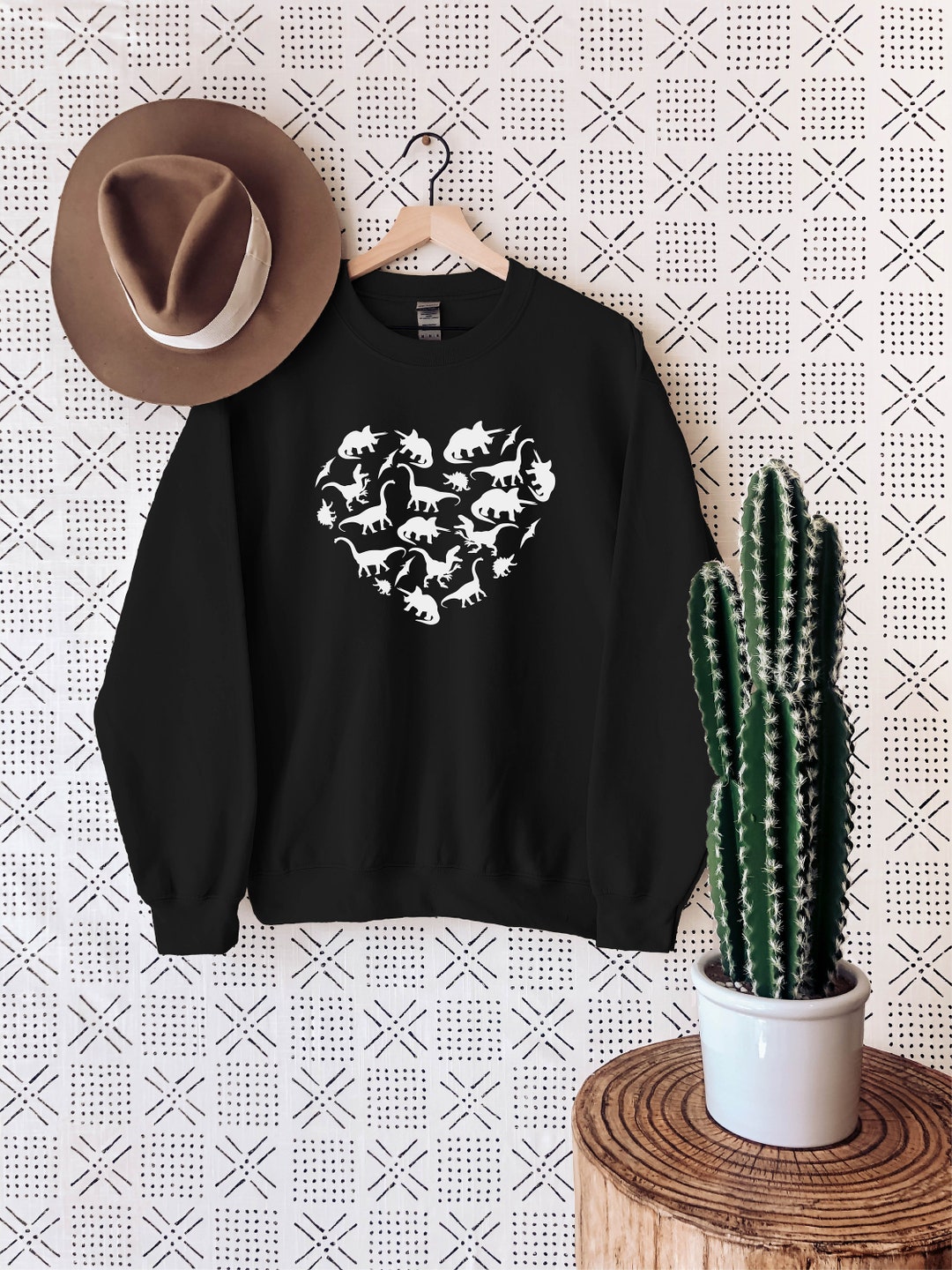 Heart of Dinosaurs, Dinosaurs Sweat, Dinosaurs Sweat for Women ...