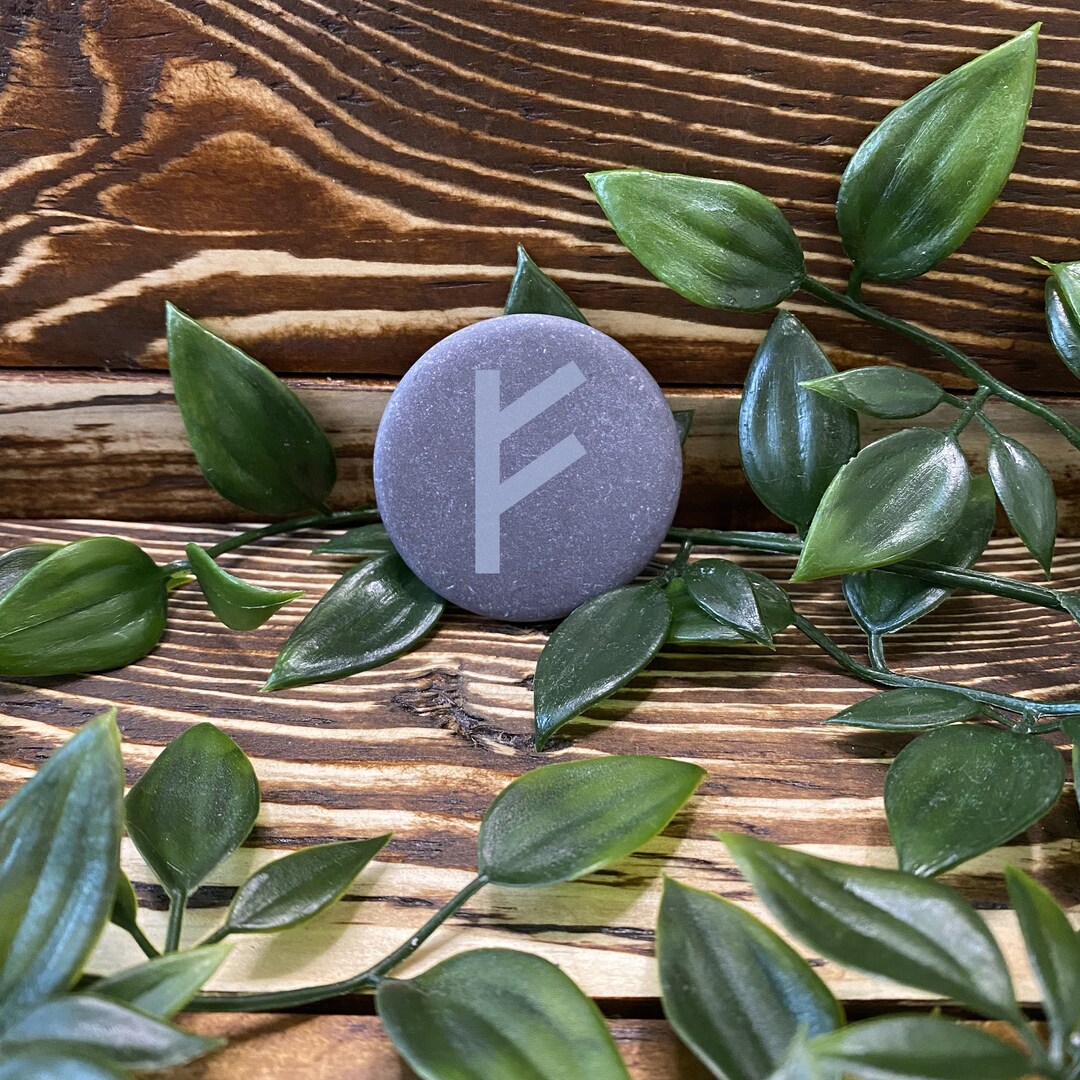 Viking Rune for Wealth Slate Palm Token Keepsake Viking Nordic Sacred ...