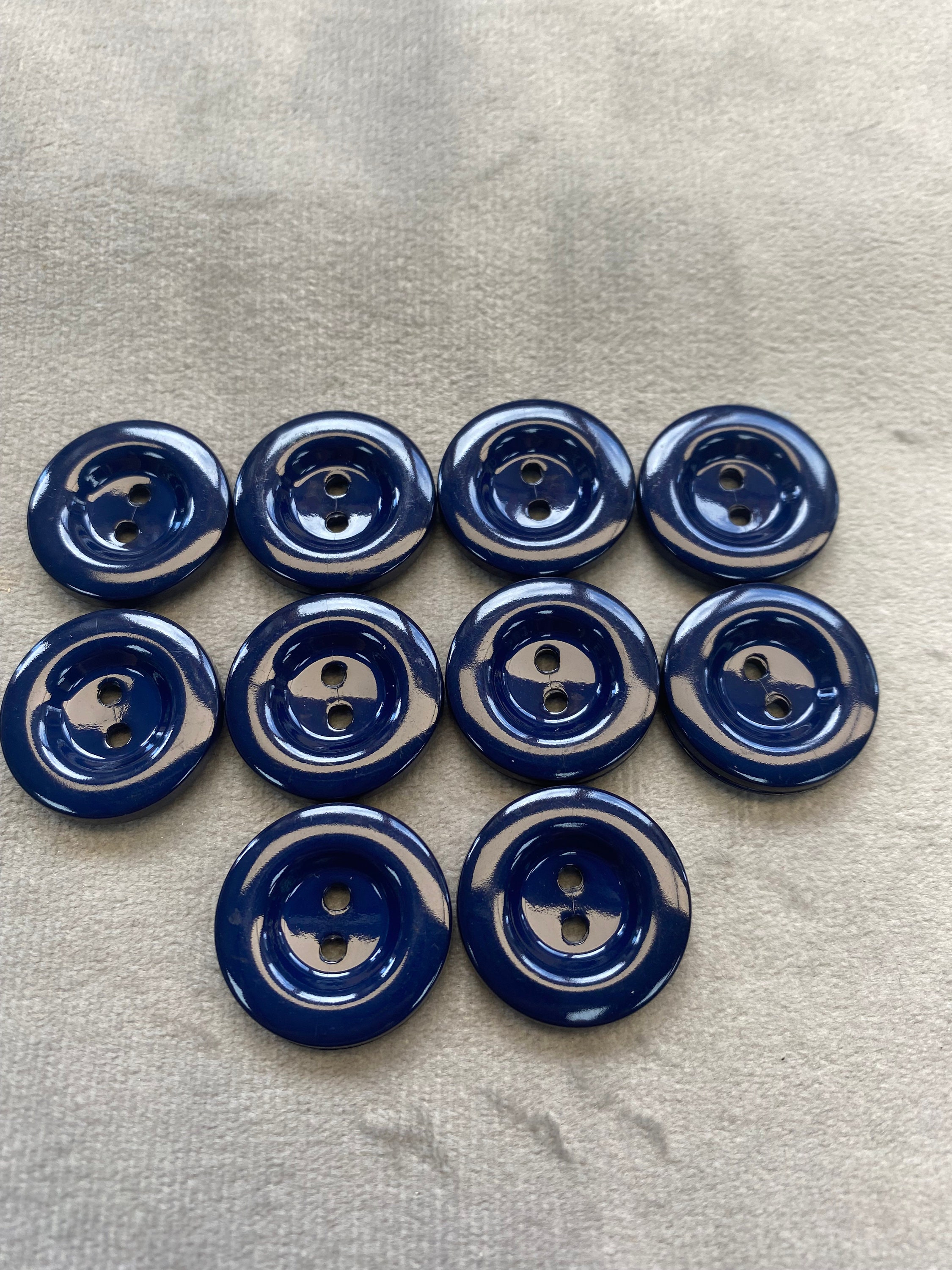 Blue Buttons Border