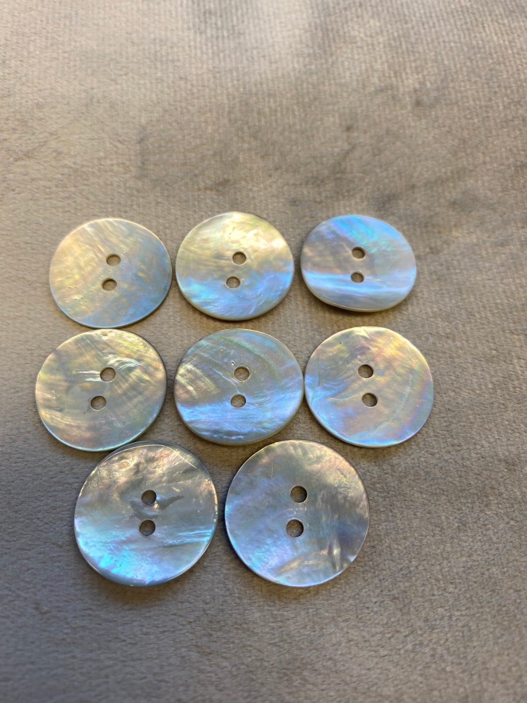 Iridescent Shell Buttons Cream 19mm a Set of 8 - Etsy