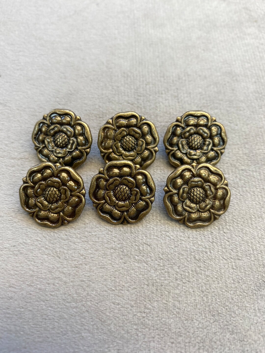 Tudor Rose Buttons Bronze Effect by Dill 19mm a Set of 6 - Etsy