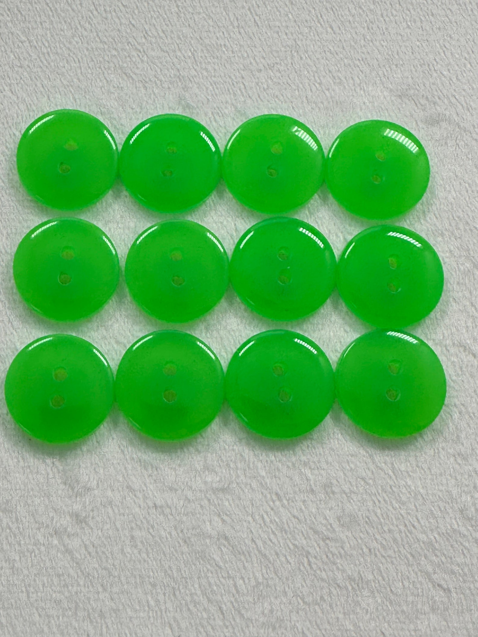 Neon Buttons Green 18mm a Set of 12 With a Glossy Finish - Etsy
