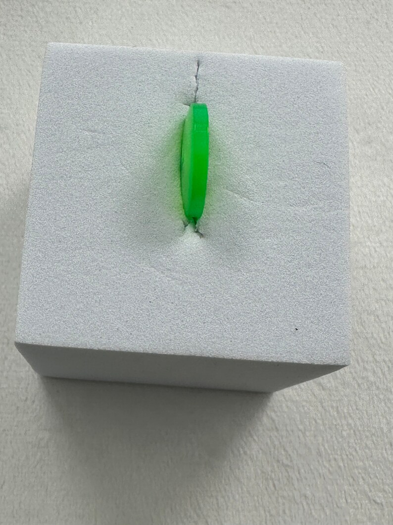 Neon Buttons Green 18mm a Set of 12 With a Glossy Finish - Etsy