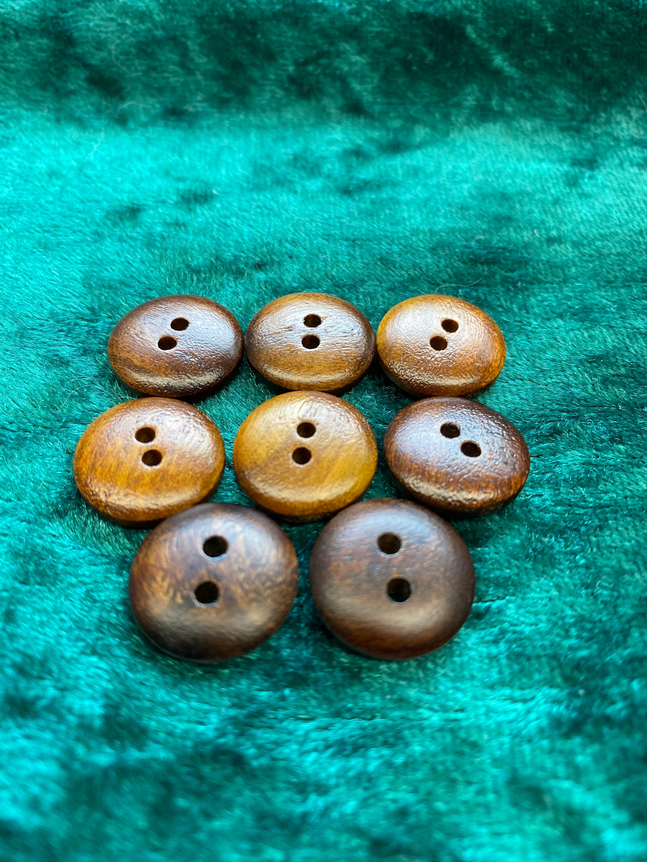 Wooden buttons dark wood shade polished 15mm x 8 Paper, Party & Kids ...