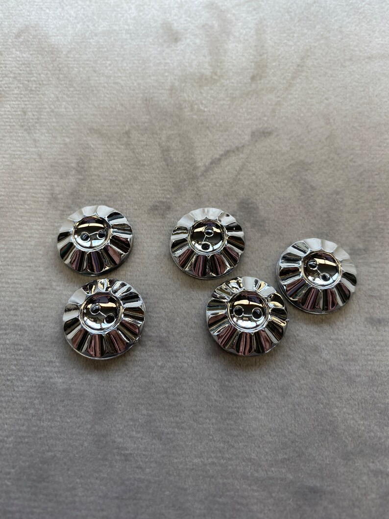 Iridescent Buttons in Rainbow Colours 18mm a Set of 5 - Etsy