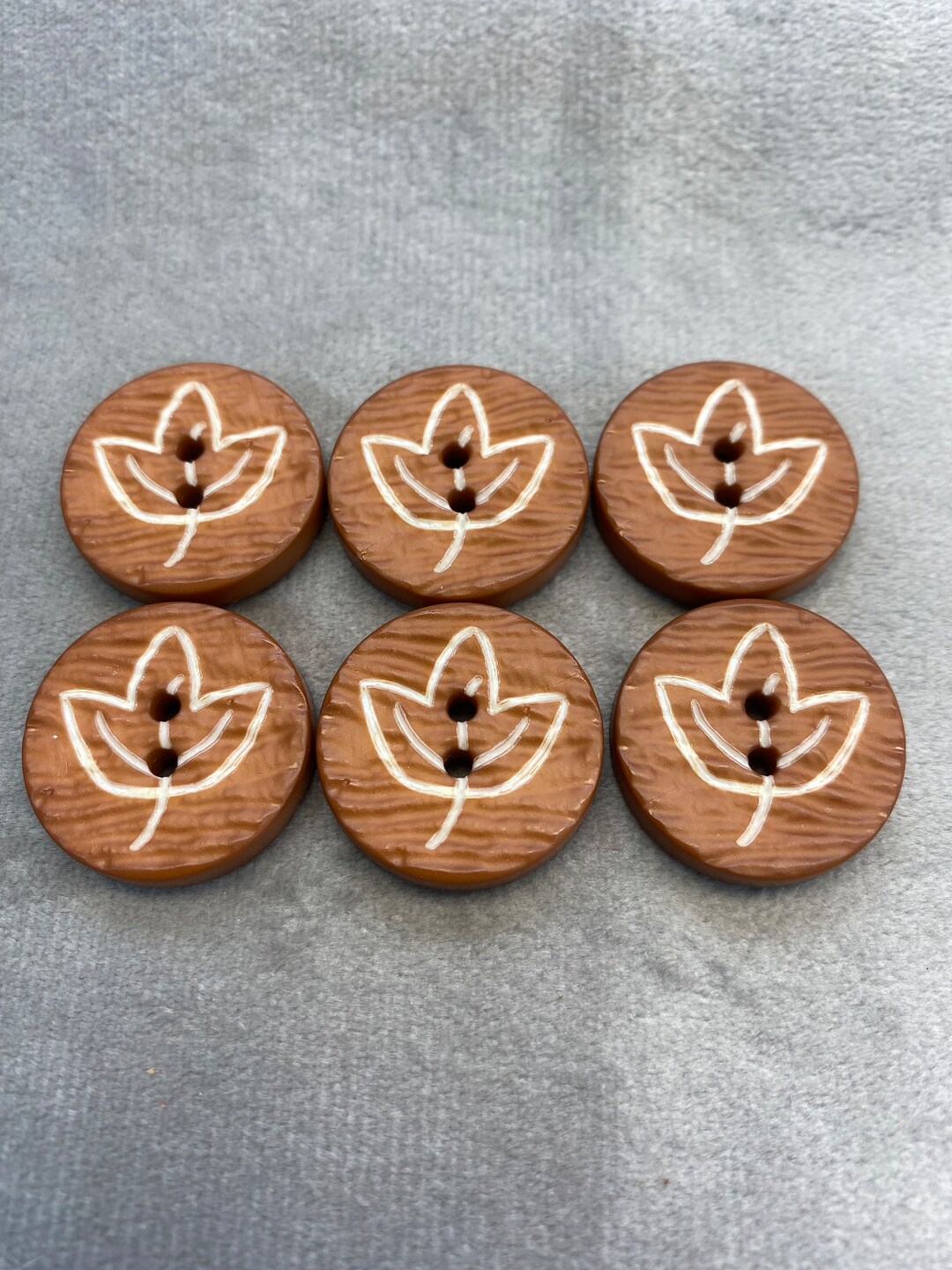 Textured Buttons Tan and Cream Leaf Design by Dill 23mm a Set of 6 - Etsy