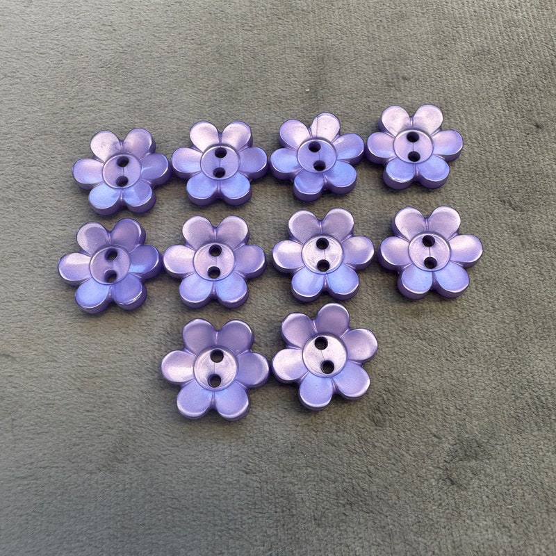 Violet Buttons - Etsy