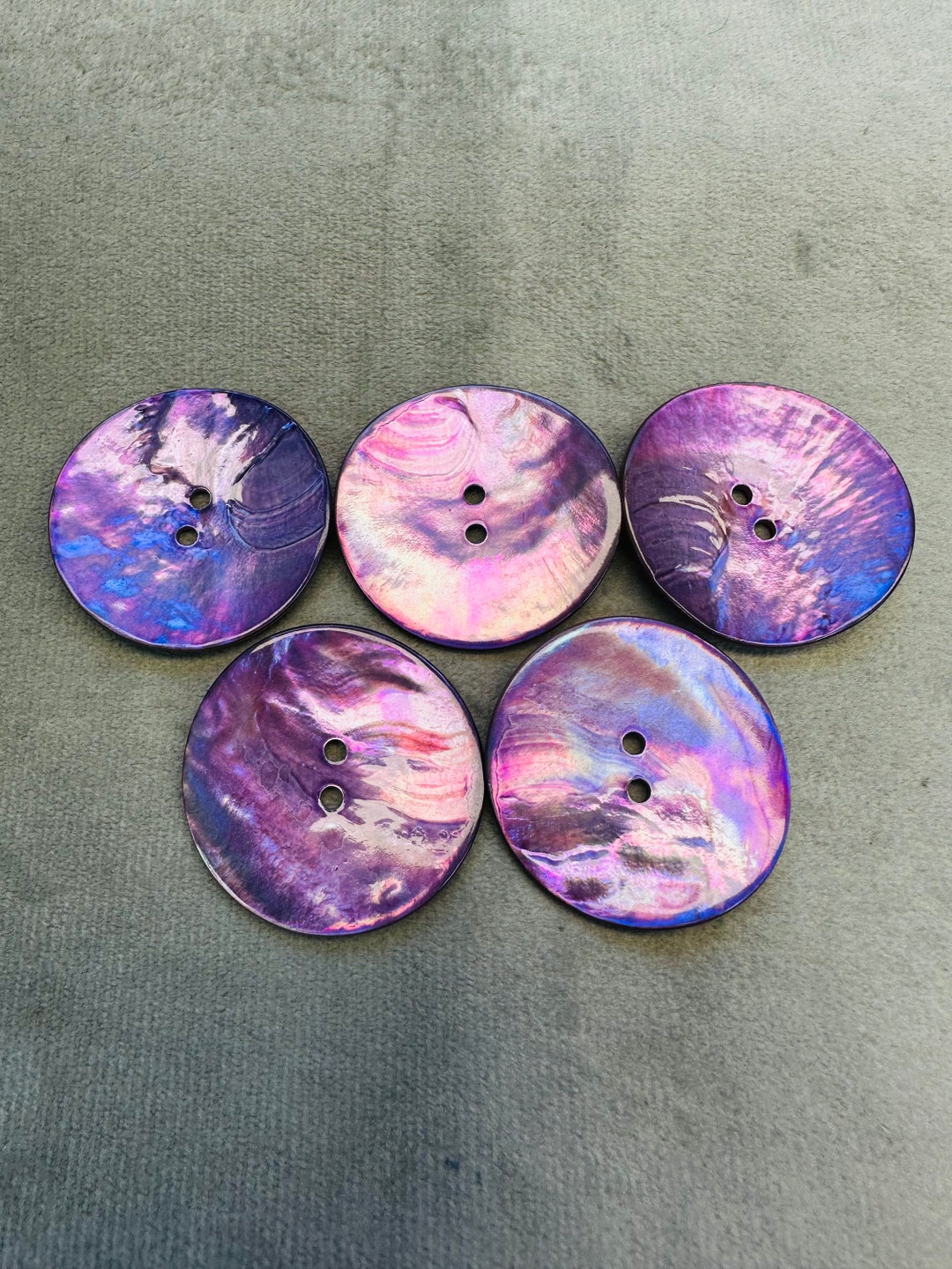 Shell Buttons Lilac Iridescent Finish 34mm a Set of 5 - Etsy