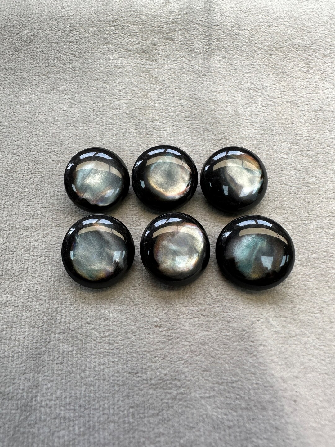 Iridescent Buttons Ombre Grey 17mm a Set of 6 - Etsy