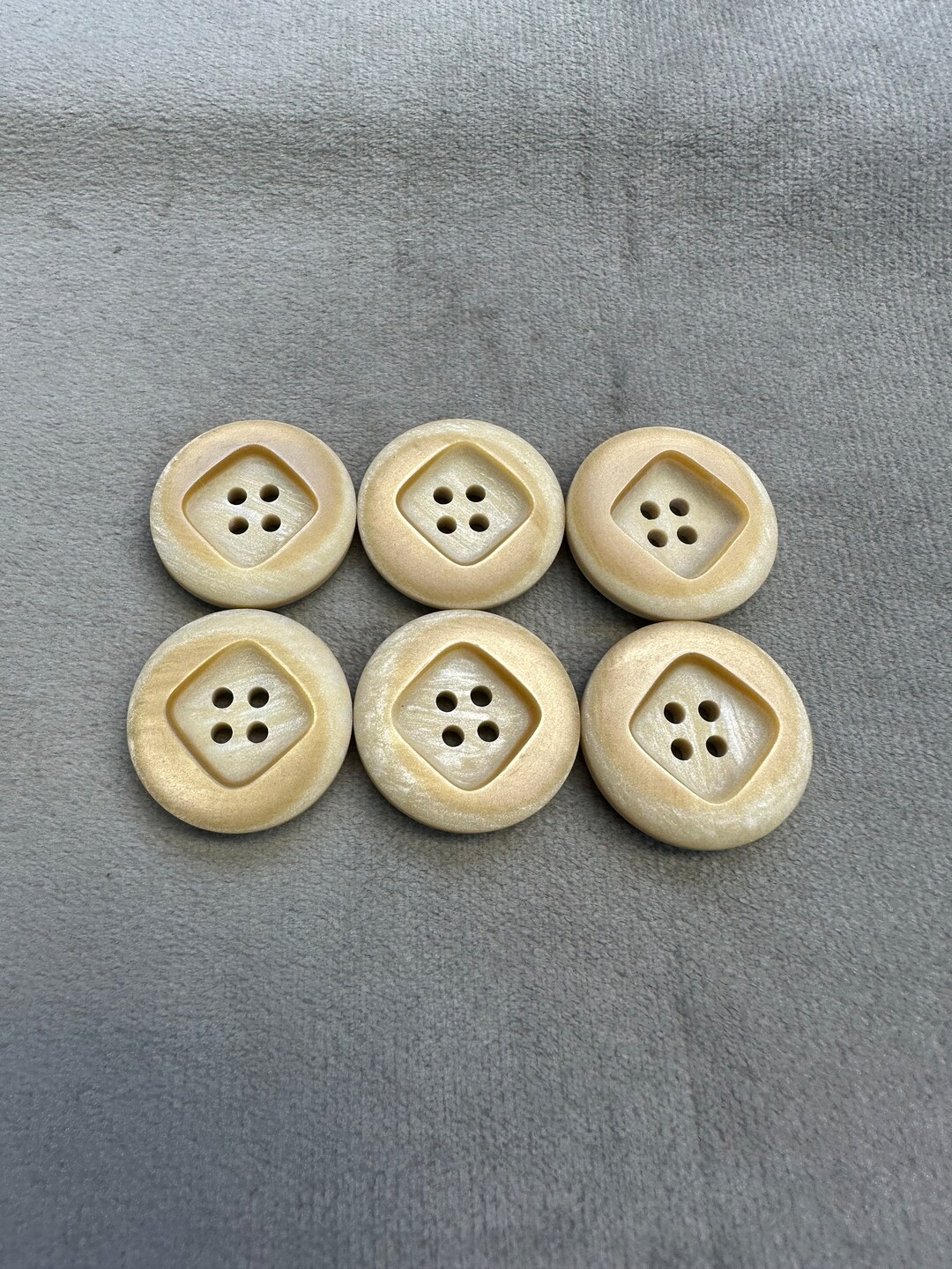 Ombre Buttons Fawn Border Design 23mm a Set of 6 - Etsy