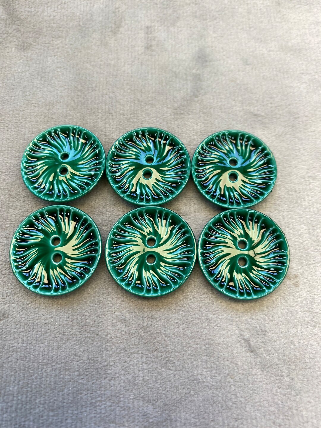 Textured Buttons Emerald Green Glossy Finish 22mm a Set of 6 - Etsy