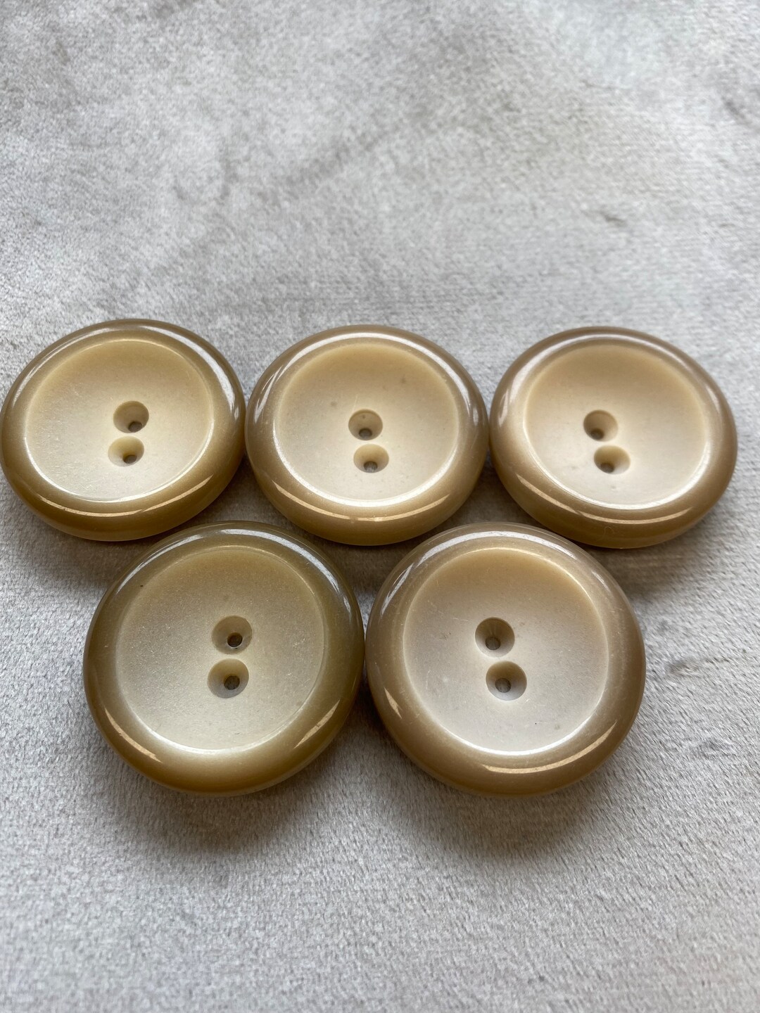 Chunky Buttons Beige Ombre Design 33mm a Set of 5 - Etsy
