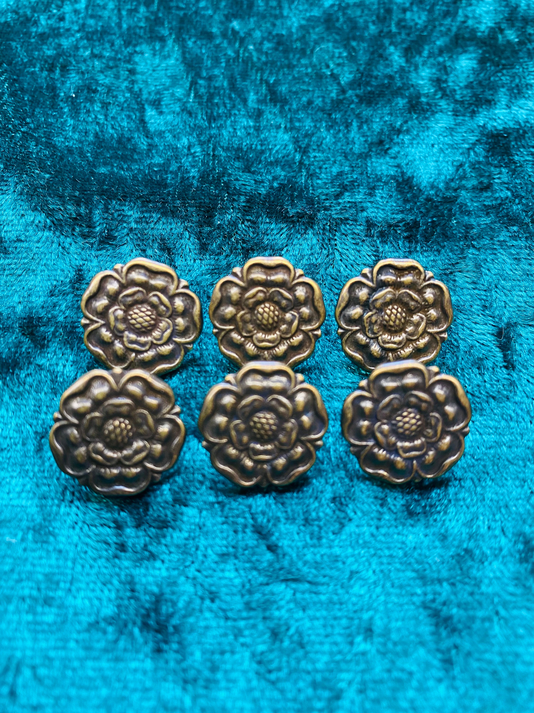 Metal Buttons Tudor Rose Design Aged Brass Effect 15mm X 6 | Etsy