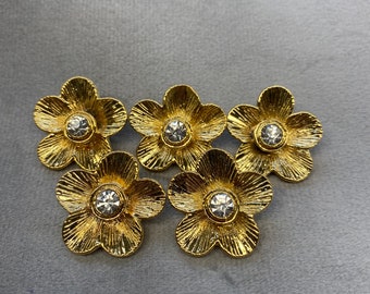 6 Flower Buttons in Gold Tone. 18mm With Shank. - Etsy