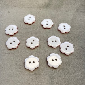 Flower Buttons Red and White 17mm a Set of 10 - Etsy