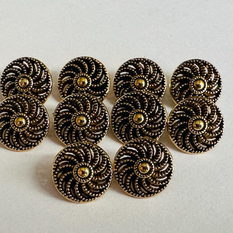 Retro Buttons - Etsy UK