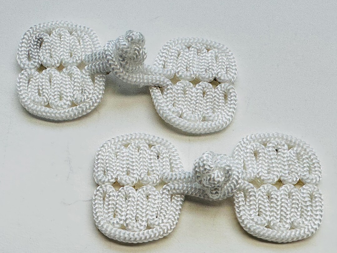 Winter White Frog Closure 3 X 5.5cm a Set of Two Complete Fasteners - Etsy