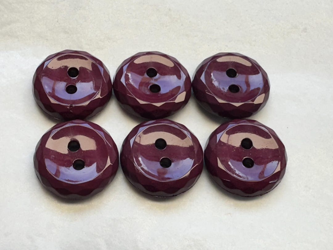 Burgundy Buttons 18mm a Set of Six With a Faceted Border for Knitwear ...