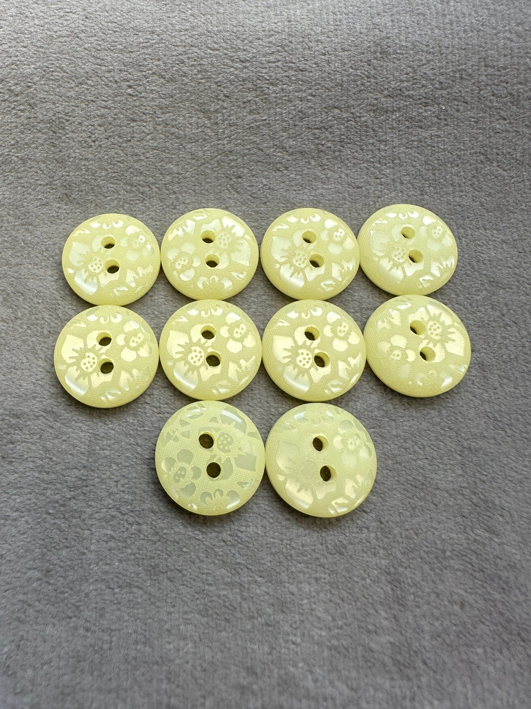 Flower Buttons Lemon Etched Design 15mm a Set of 10 - Etsy