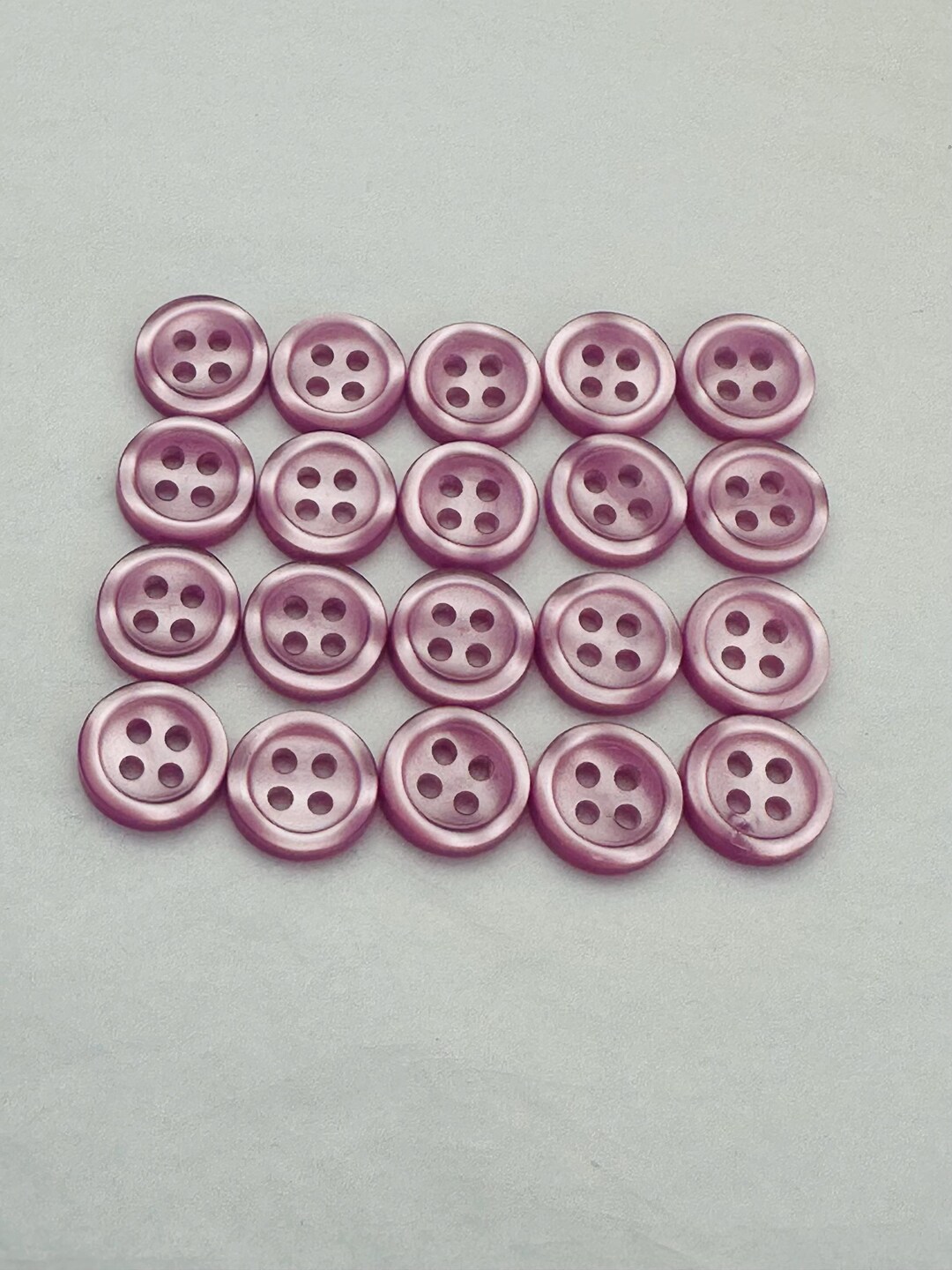 Lilac Pearlised Shirt Buttons: 10mm Sew-through Set of 20 - Etsy