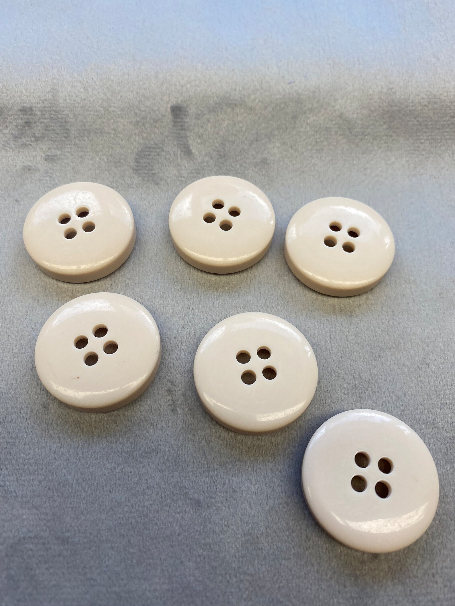 Chunky Buttons Cream Deep Border Design 26mm a Set of 6 - Etsy