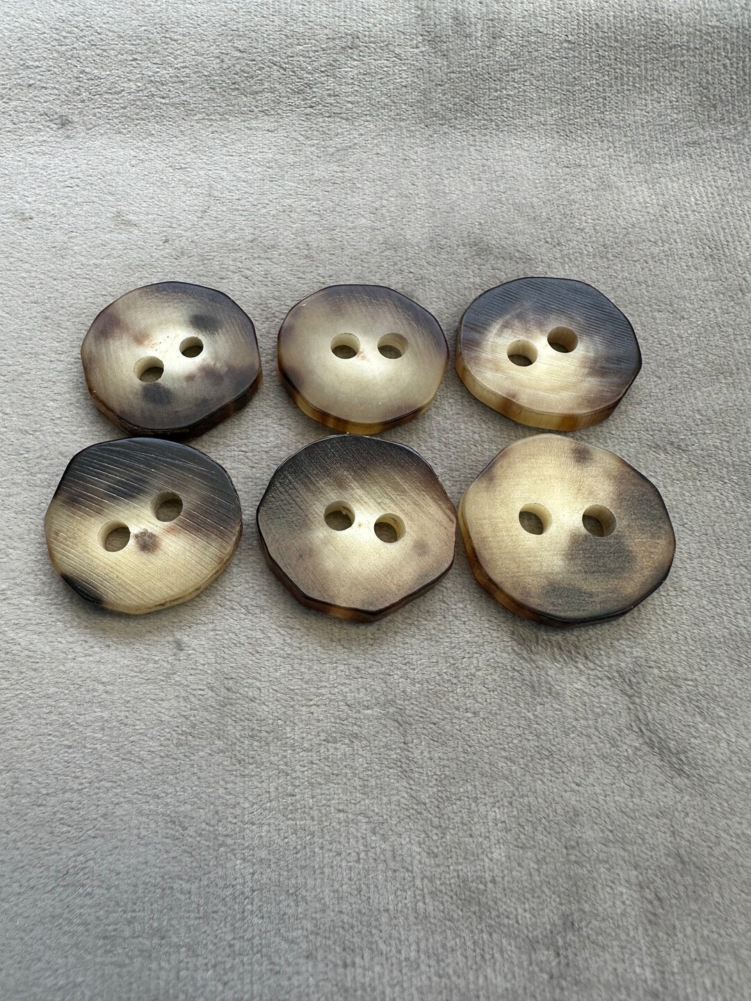 Real Horn Buttons Vintage Cream and Brown Ombre Irregular Edge 27mm a ...