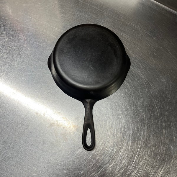 Smooth Bottom Cast Iron Skillet - Etsy