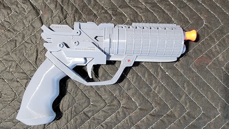 Blade Runner 2049 Blaster - Etsy