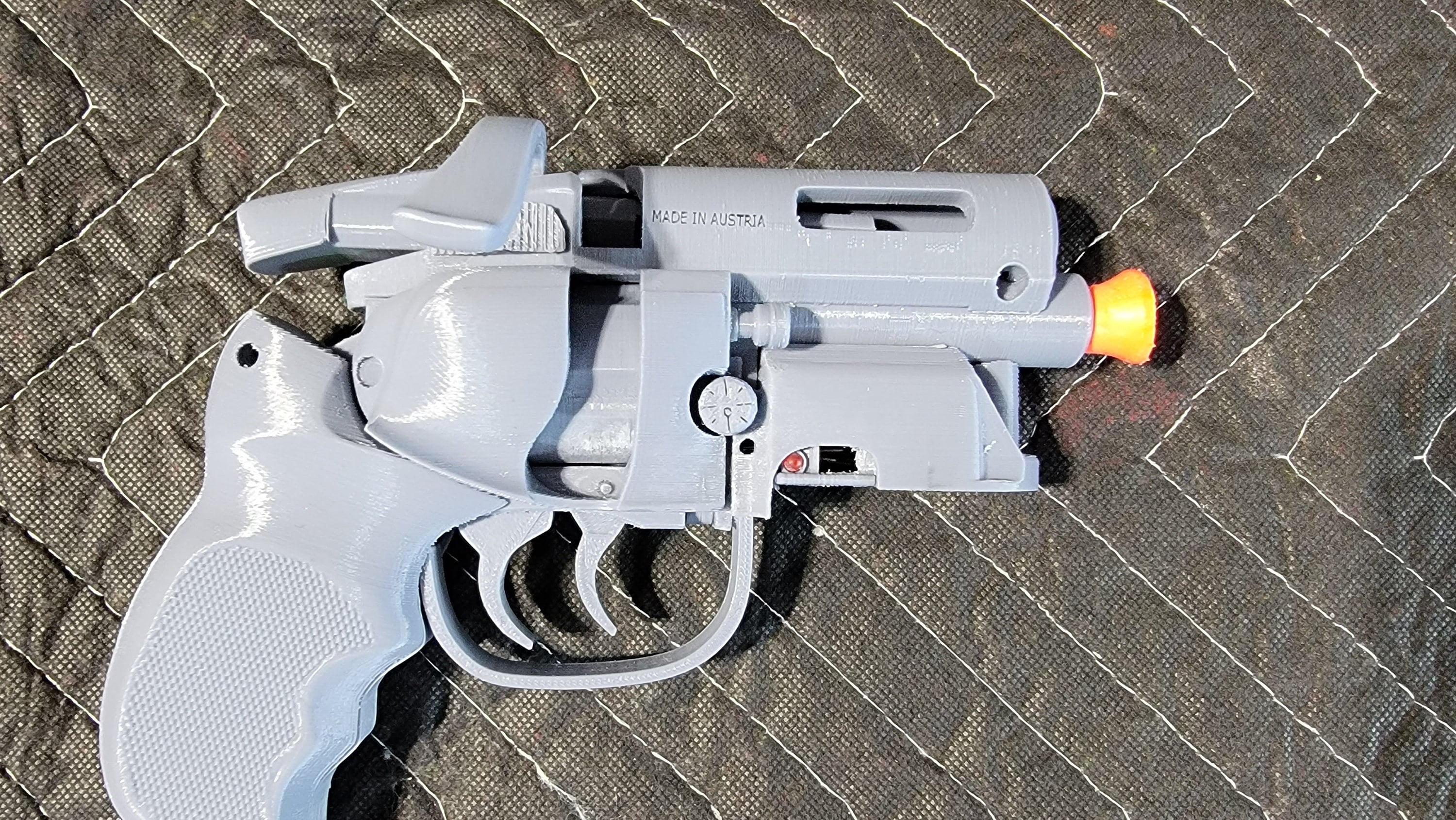 3D Printed Blade Runner Blaster snubnose - Etsy UK