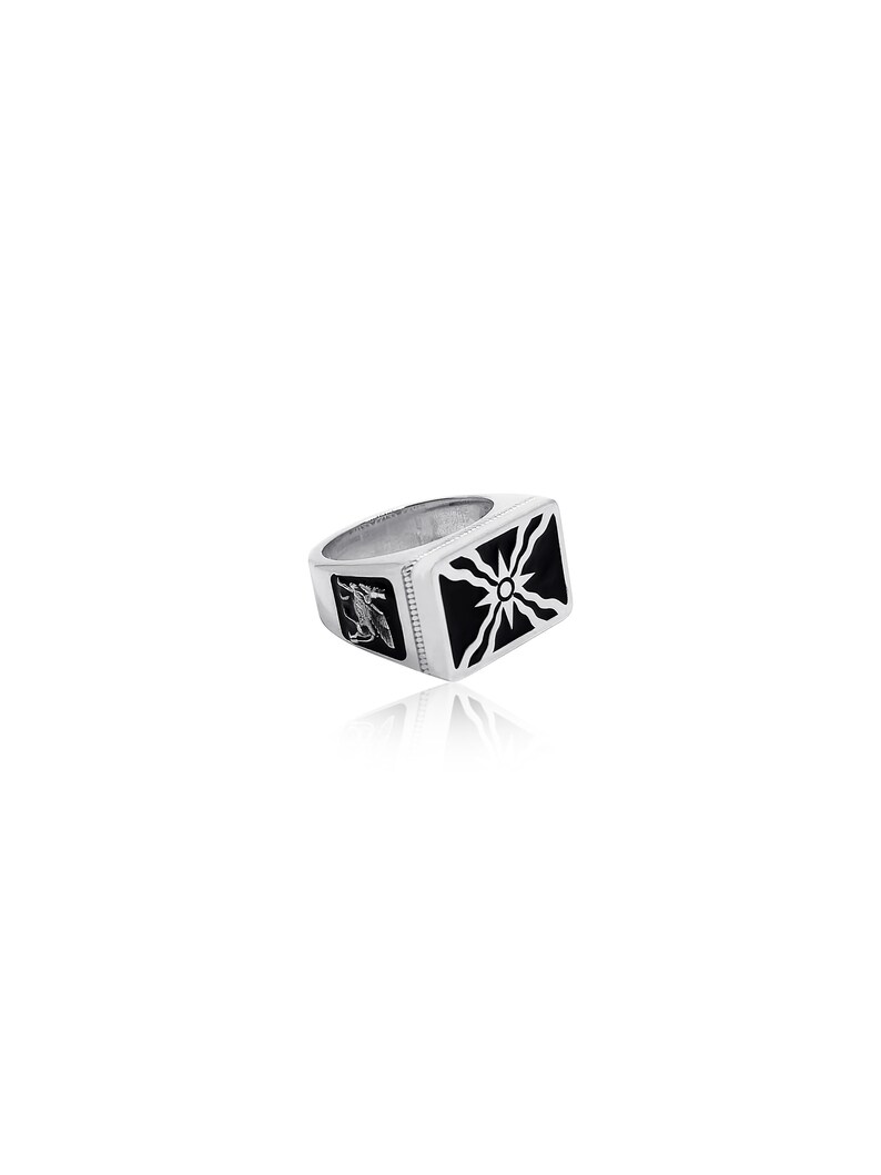Assyrian Flag Lamassu Silver Ring - Etsy