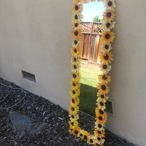Aesthetic Sunflower Frame Mirror - Etsy