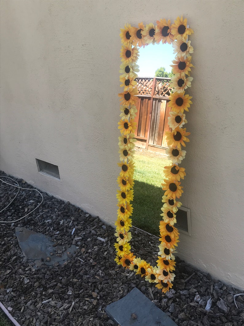 Aesthetic Sunflower Frame Mirror - Etsy