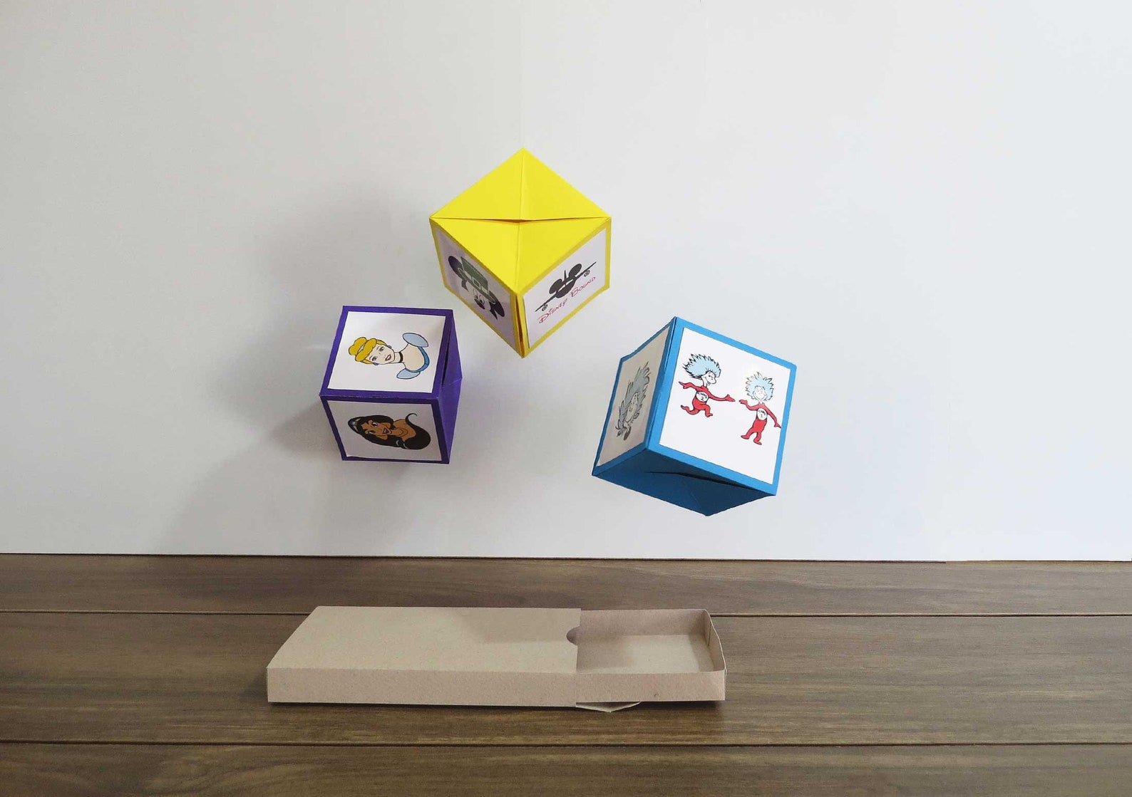 Jumping Box Pop up Cube SVG Template, Surprise Box Svg, Photo Frame for ...