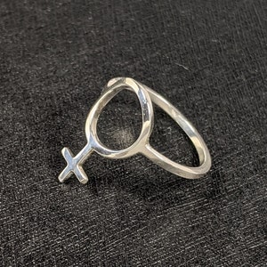 Sterling Silver Female Symbol Ring, Feminist Symbol Ring, Venus Symbol ...