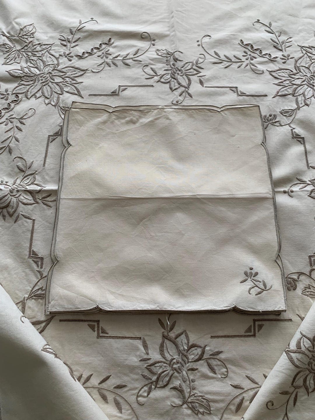 Vintage Embriodered Cotton Linen Embroidered Square Tablecloth With 6 ...
