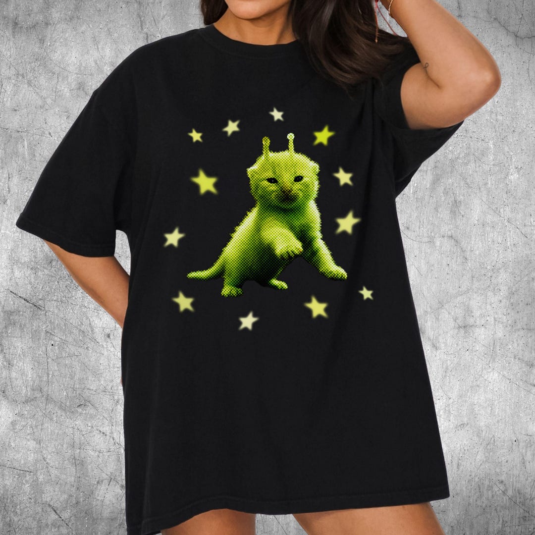Y2K Alien Cat Meme T-shirt | Vintage 90s Retro Weird Cats Graphic Tee ...