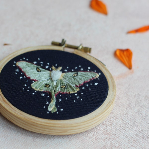 Fall Embroidery Kits - Etsy