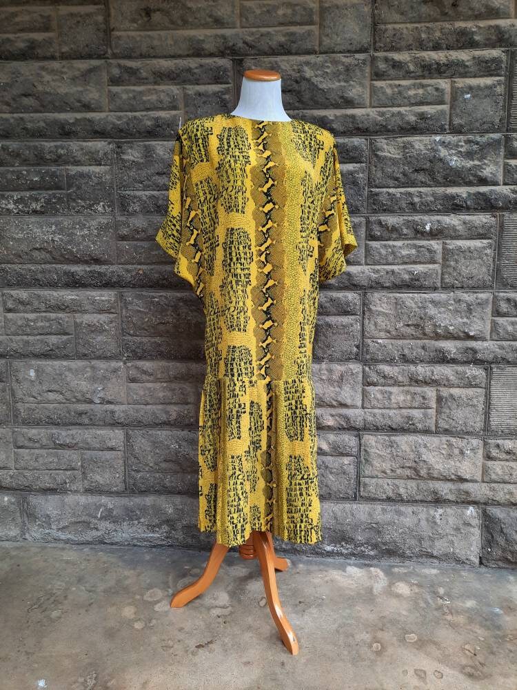 80s Yellow Snake Print Cocoon Dress W/ Batwing Sleeves & | Etsy