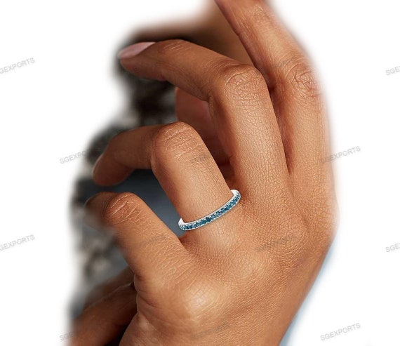 Naturlicher London Blue Topaz Halb eternity Band Ring Topaz Verlobung Eternity Band Sterling Silber Ring 14k WeiB Gold Finish Ring fur Sie Etsy