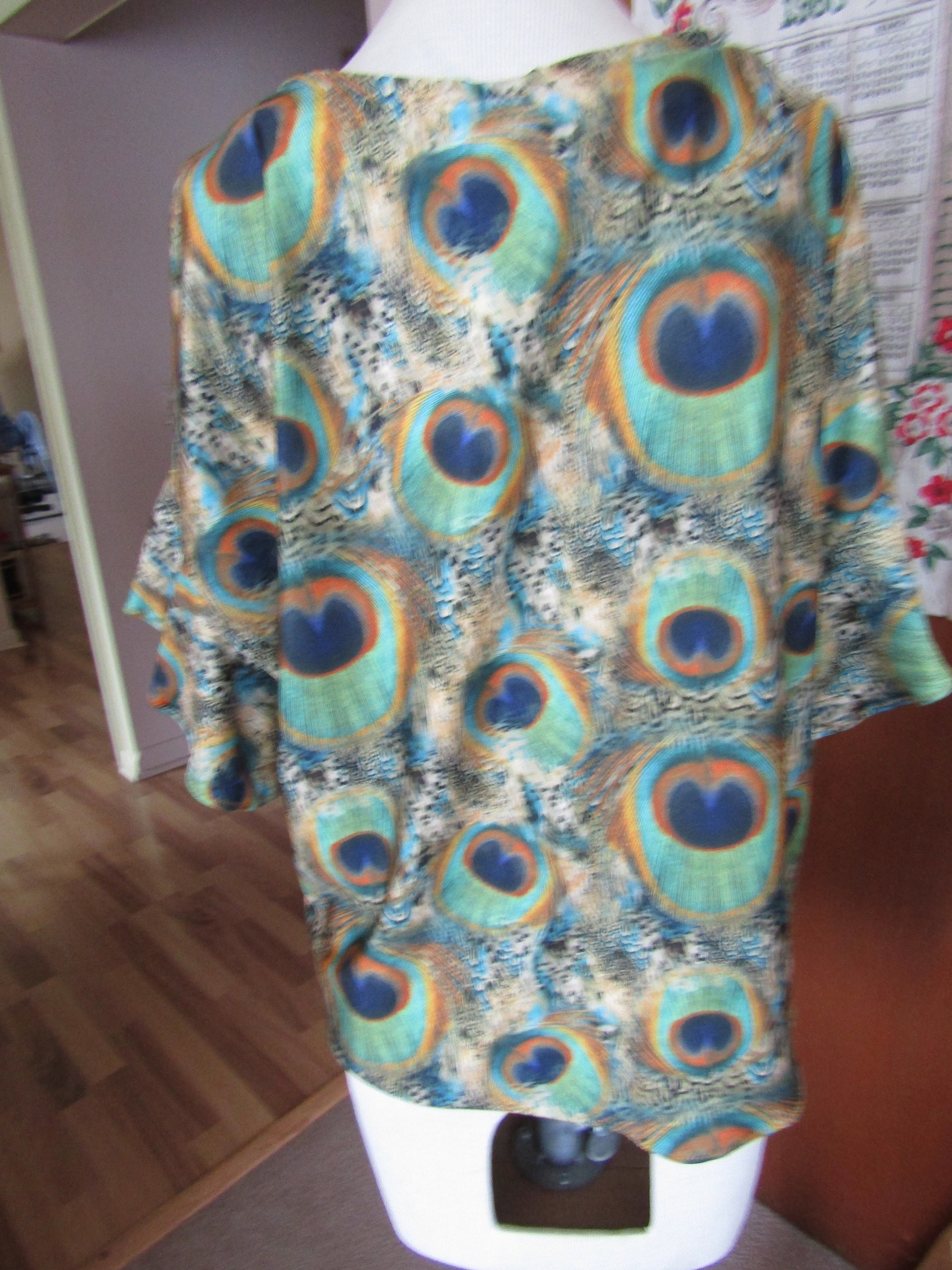 Handsewn Ladies Peacock Feather Stretch Ruffle Sleeve Top With Matching ...