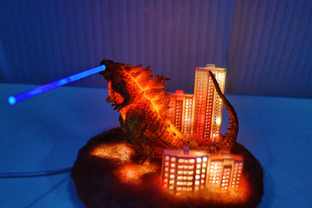 Red Lotus Godzilla, Aliento atómico, Monster Godzilla, Monster Night ...
