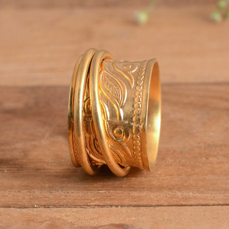 Gold Spinner Ring - Etsy