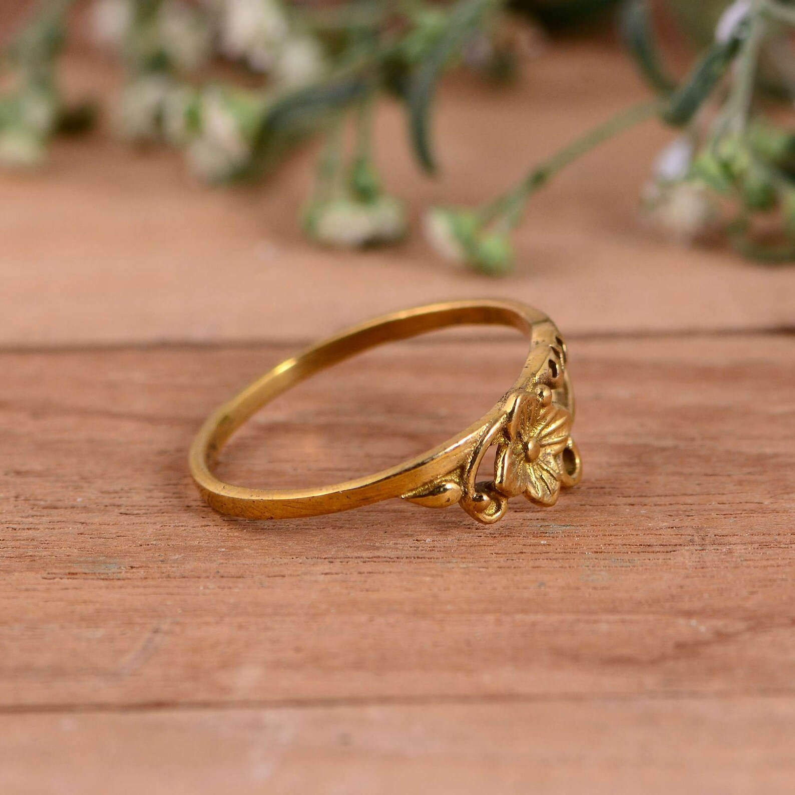 Birth Flower Ring Floral Ring Bridesmaid Gift Minimalist - Etsy