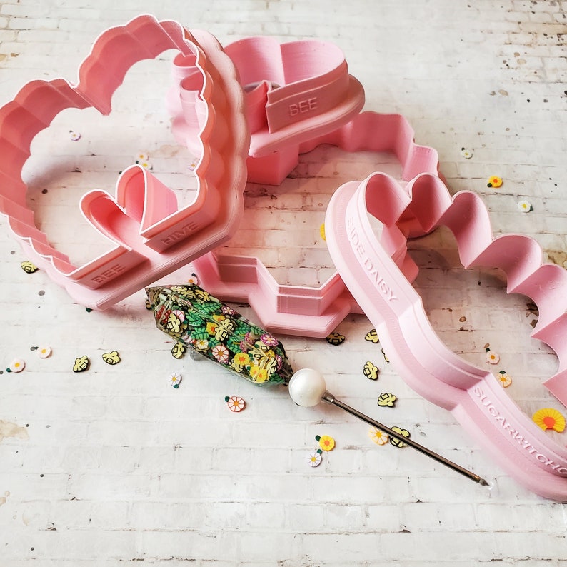 Bee Cookie Cutter Set Beehive Bee Honeycomb Side Daisy - Etsy