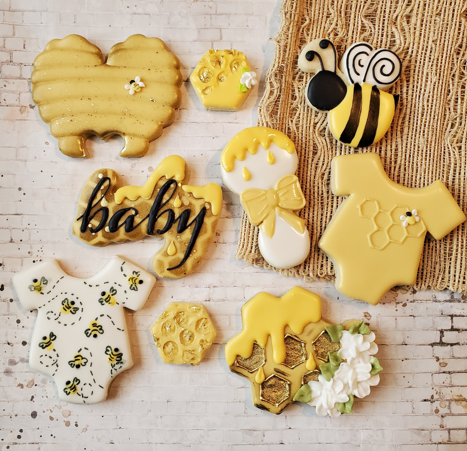 Bee Cookie Cutter Set Beehive Bee Honeycomb Side Daisy - Etsy