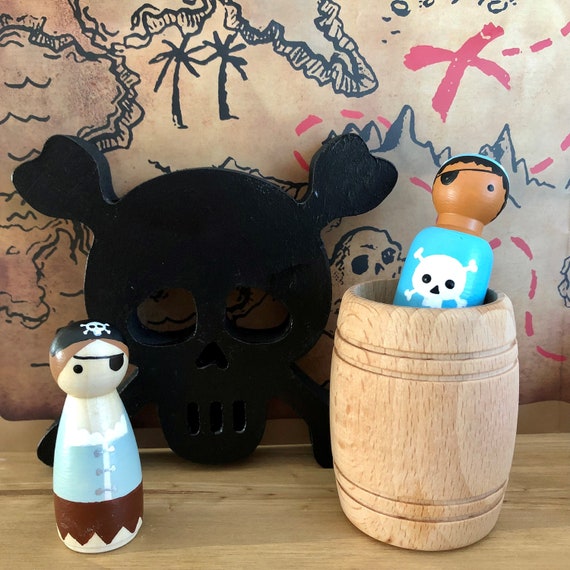 Arabic Style Dolls Eco Friendly Toys Hand Painted Wooden Peg Dolls ...